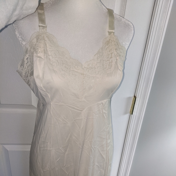 Komar Kids | Intimates & Sleepwear | Vintage Komar Ivory Slip Size 36 ...